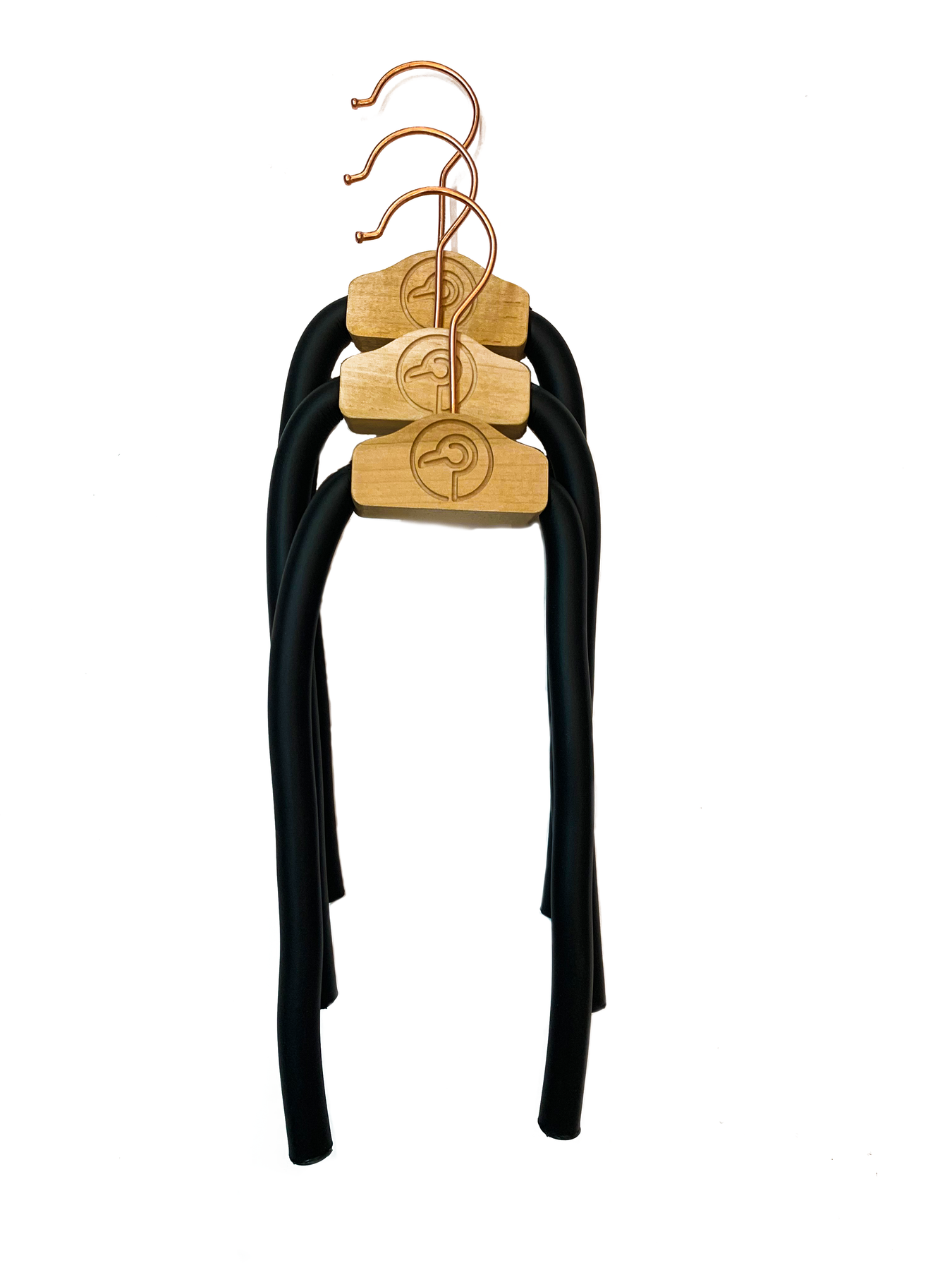 High Quality Bendable, Durable, Versatile Premium Hangers – Hangio